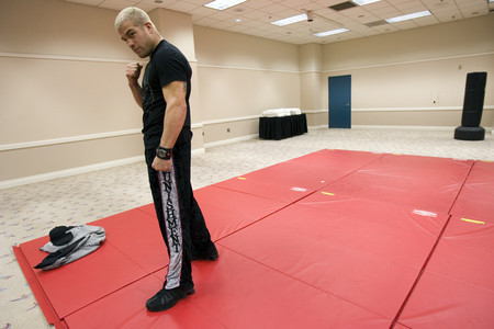 Tito Ortiz returns to UFC stage | MMA UFC | Sports