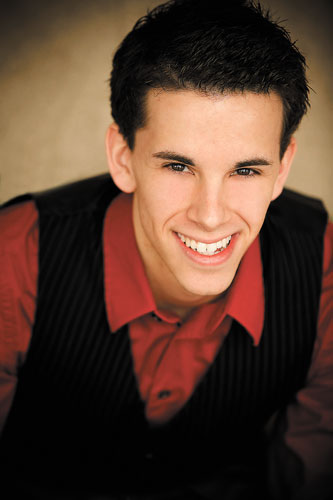Coronado High grad opens professional acting career in ‘Cats ...