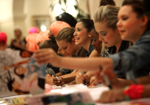 Kayla Raparelli's Instagram, Twitter & Facebook on IDCrawl