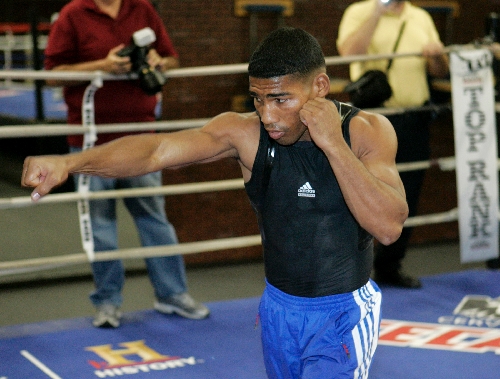 Unbeaten fighter Gamboa goes after Salido | Boxing | Sports