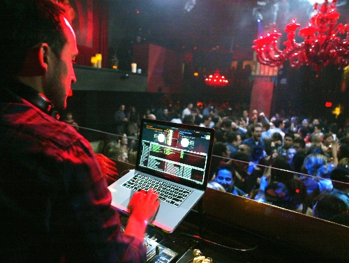 DJ Vice keeps party going at Tao at The Venetian | Nightlife ...