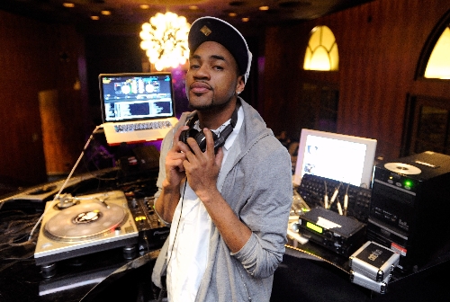 Love of music fuels career dream for DJ Seany Mac | Las Vegas Review ...