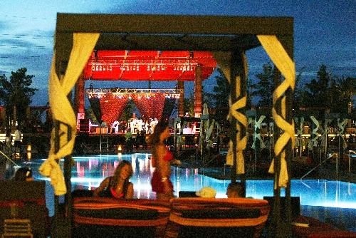 M Resort pool party budget-friendly with free admission, daybeds, beer ...