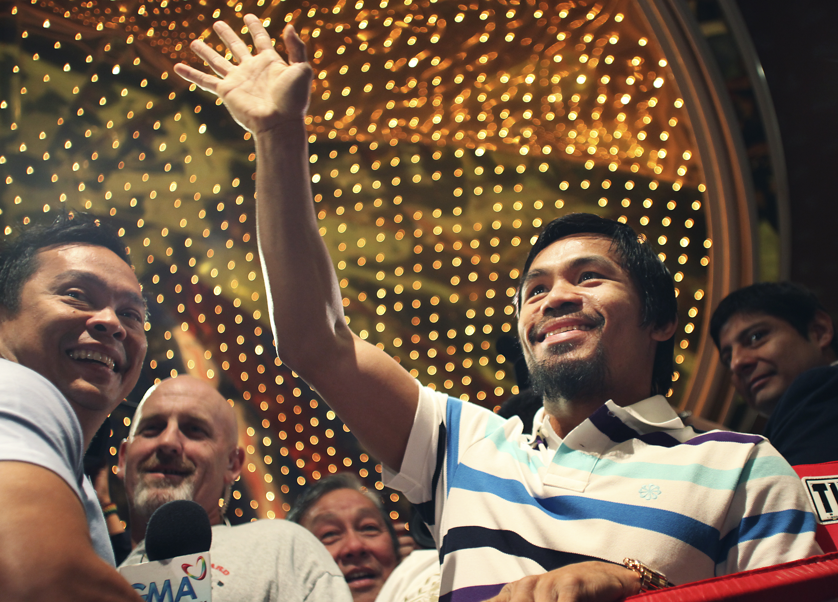 Manny Pacquiao and Shane Mosley arrive at the MGM Grand | Las Vegas ...