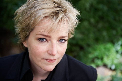 Karin Slaughter’s best-selling thrillers hook men, women alike ...