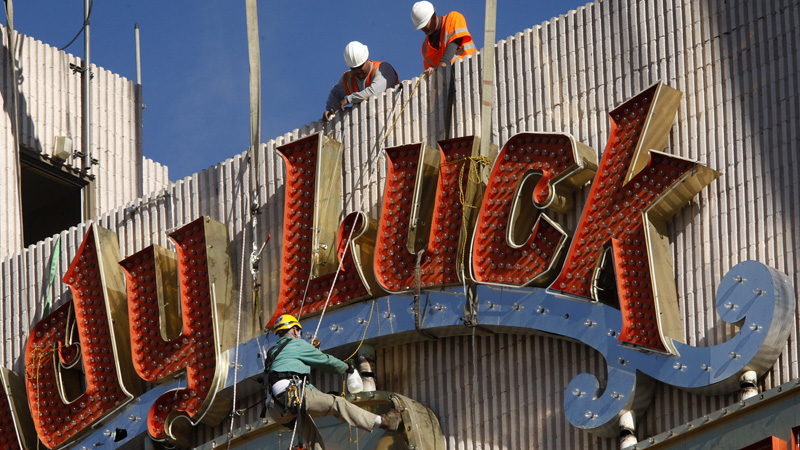 Lady Luck Sign Removed | News