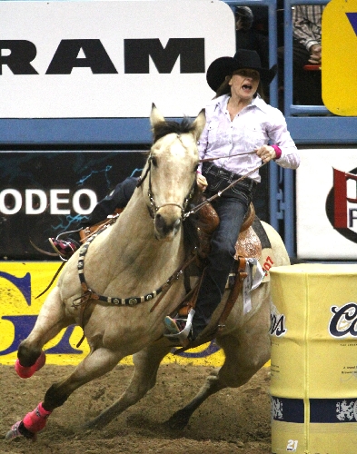 Pierce posts barrel racing record | Las Vegas Review-Journal