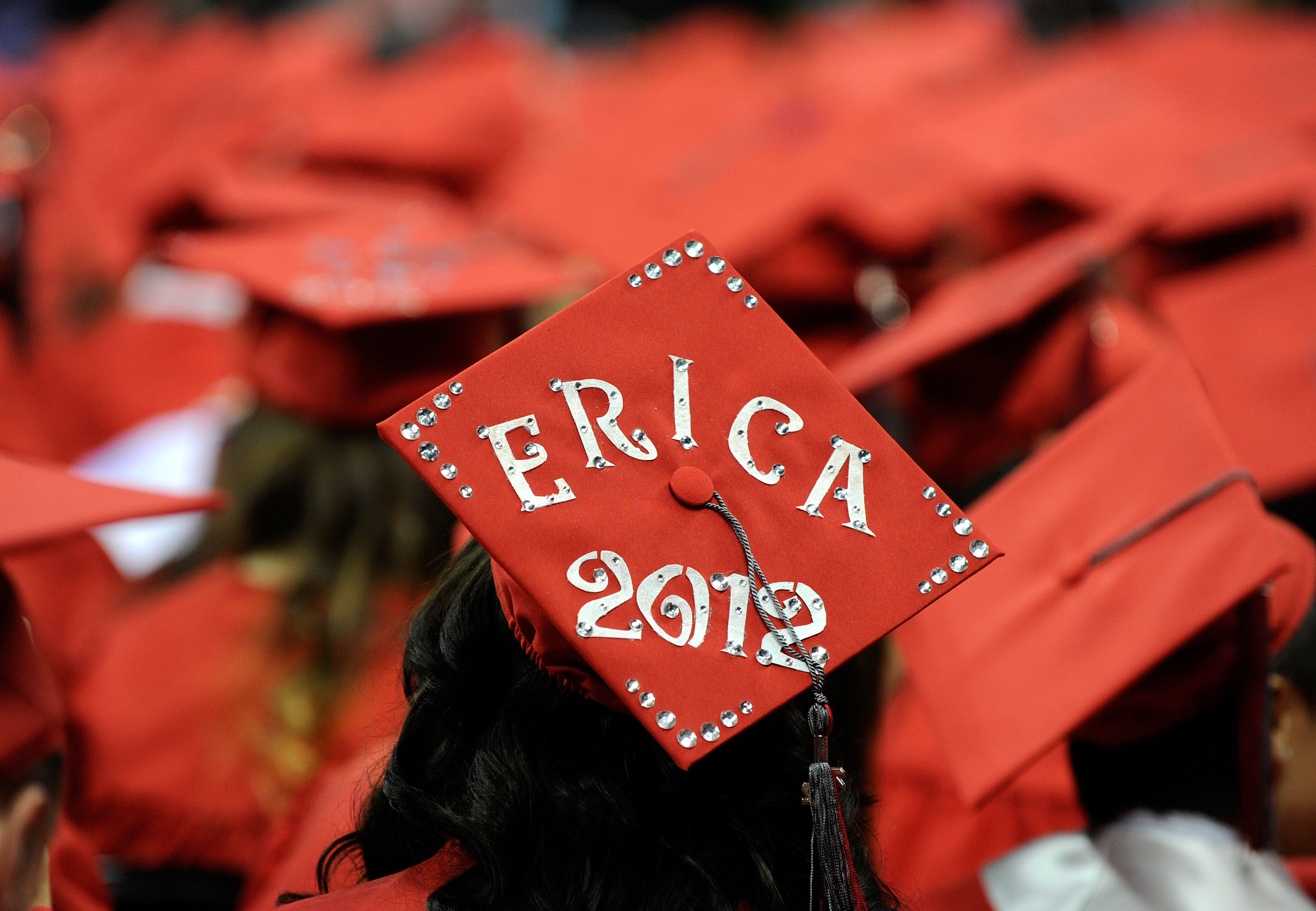 Thousands celebrate at UNLV spring graduation ceremony | News