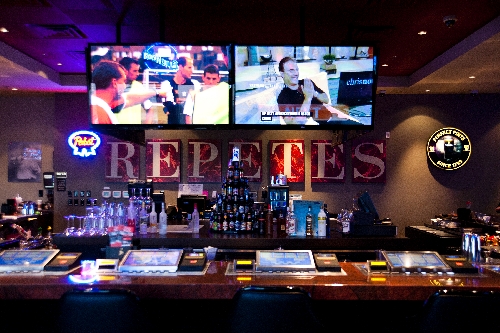 Gather, eat, RePete’s: Bar offers fun atmosphere and fare | Food ...