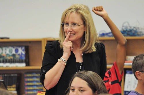 Webb Middle School principal earns service award for food allergy ...