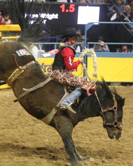 World champions are crowned on final day of National Finals Rodeo | Las ...