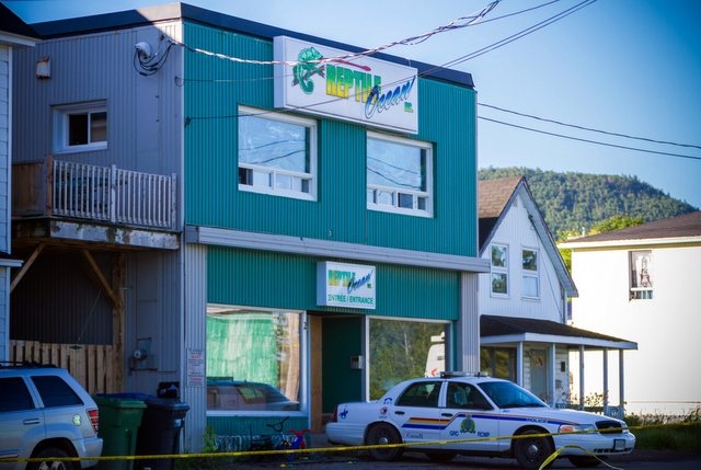 Python escapes enclosure, strangles two sleeping boys in Canada ...