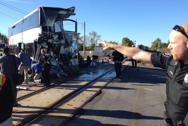 Six killed as train, double-decker bus collide in Ottawa | Nation and ...
