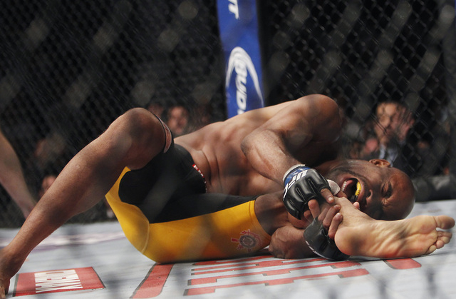 Bad break mars Weidman’s win | Las Vegas Review-Journal