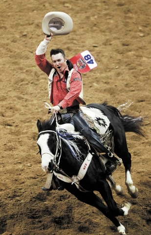 NO SADDLES NECESSARY: Bareback competition | Las Vegas Review-Journal