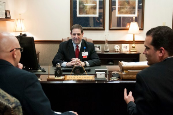 Hospital CEO model patient | Life