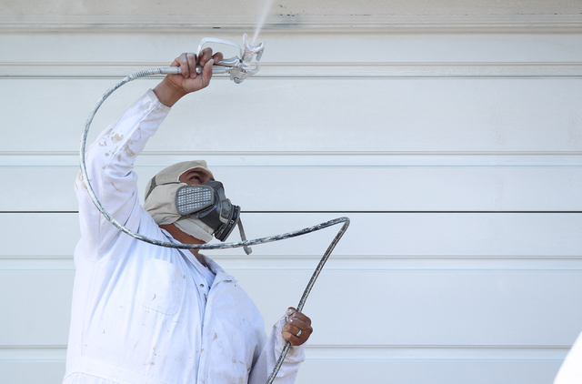 Yard makeover eases outdoor upkeep at senior siblings’ home | Las Vegas ...