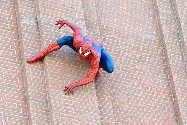 Spider-Man wall-crawls on the side of The Venetian | Las Vegas Review ...