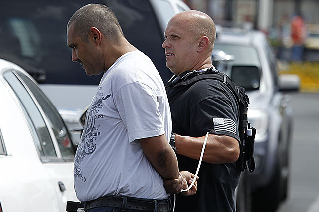 East valley barricade suspect taken into custody | Las Vegas Review-Journal