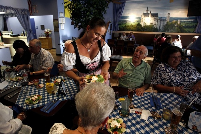 Dining Guide: Ethnic restaurants | Food | Entertainment