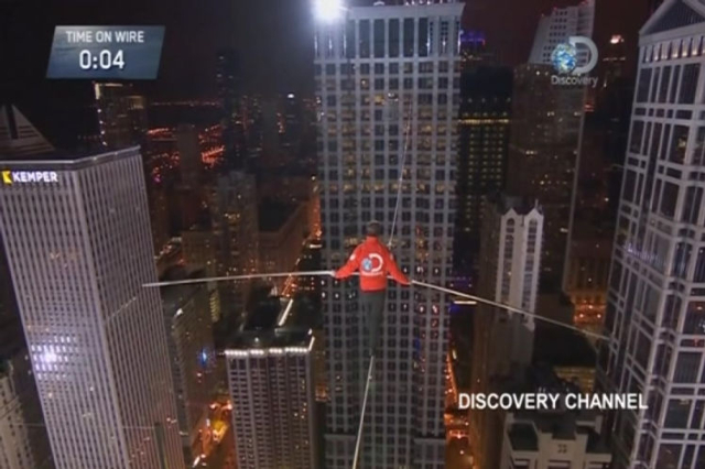 Wallenda breaks 2 records in Chicago high-wire walks | Uncategorized