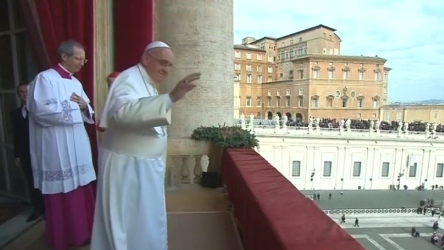 Pope condemns ‘brutal persecution’ by IS in Christmas message ...