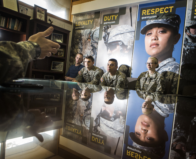 UNLV cadets’ holiday project to produce better soldiers | Local Las ...