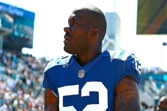 Colts linebacker arrested for allegedly assaulting pizza delivery ...