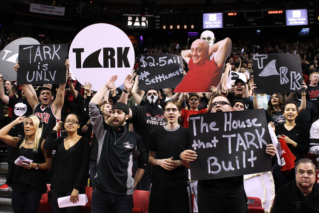 After ceremony for Tark, UNLV rendered toothless by Boise State | UNLV ...
