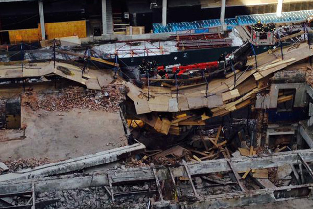 2 hurt when ceiling collapses during Minneapolis concert | Entertainment