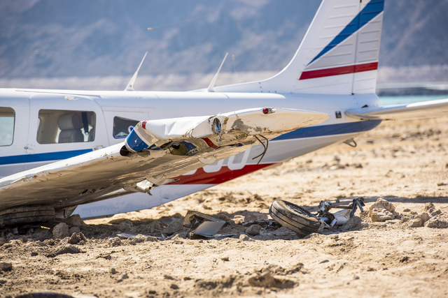 Colorado Springs-based plane makes belly-landing on a Lake Mead beach ...