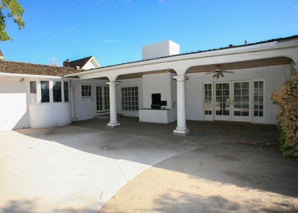 New owner hires Shamanic healer to ‘cleanse’ former Ted Binion’s home ...