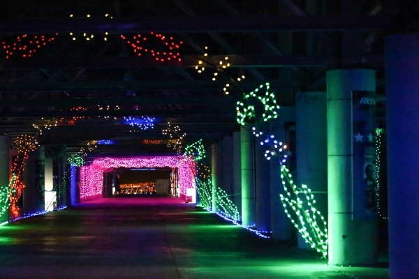Glittering Lights makes the speedway glow — PHOTOS | Life