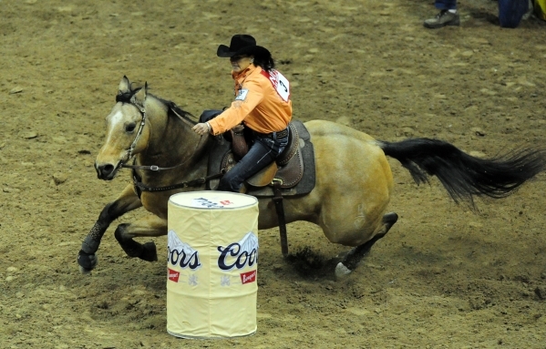 Barrel racer Lockhart keeps eyes on first NFR world title | National ...