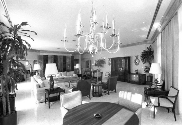 Check out what the Desert Inn looked like on the Las Vegas Strip ...