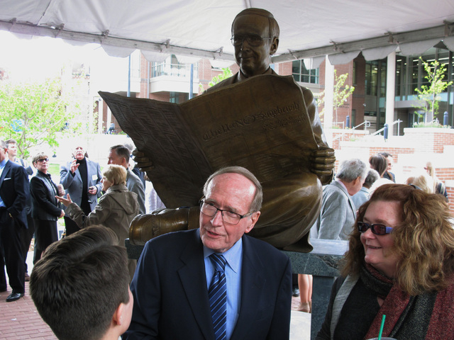 Former Nevada Sen. Richard Bryan honored with statue at UNR | Local ...