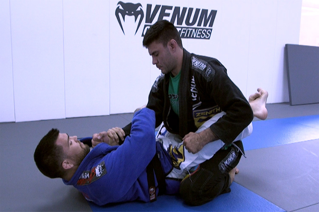 MMA 101: The Armbar Submission — VIDEO | MMA UFC | Sports