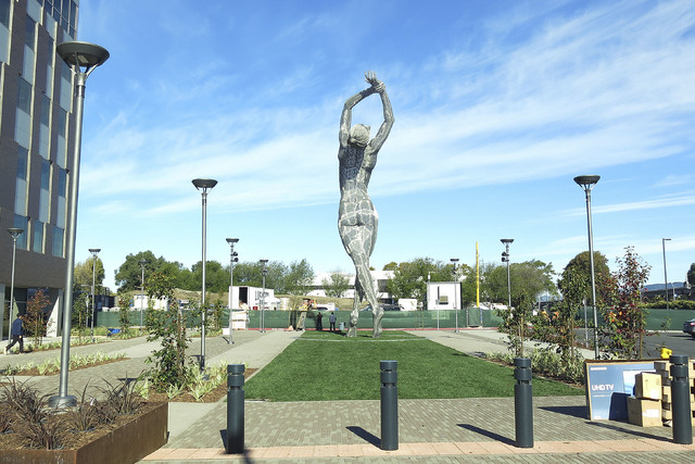 55-foot-tall statue of nude woman stirs controversy in California ... 55-foot-tall statue of nude woman stirs controversy in California ...