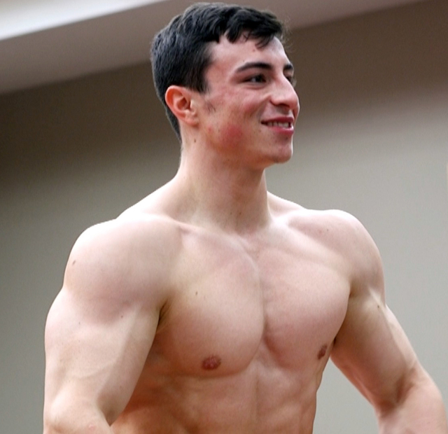 Former Las Vegas prep wrestler turns bodybuilder with great aspirations ...