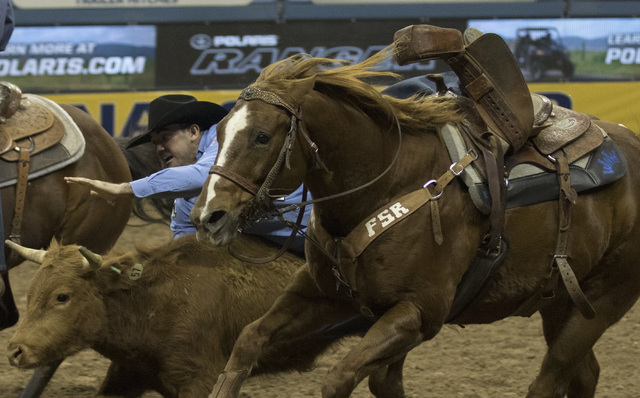 2016 National Finals Rodeo first go-round results | National Finals ...