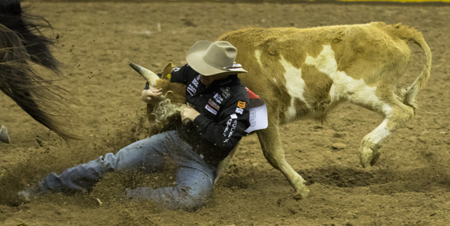 2016 National Finals Rodeo first go-round results | National Finals ...