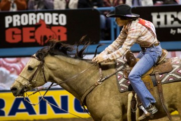 2016 National Finals Rodeo first go-round results | Las Vegas Review ...