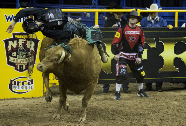 2016 National Finals Rodeo first go-round results | National Finals ...