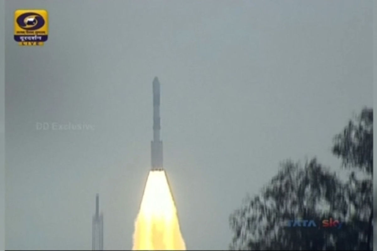 India launches more than 100 satellites into orbit using single rocket ...