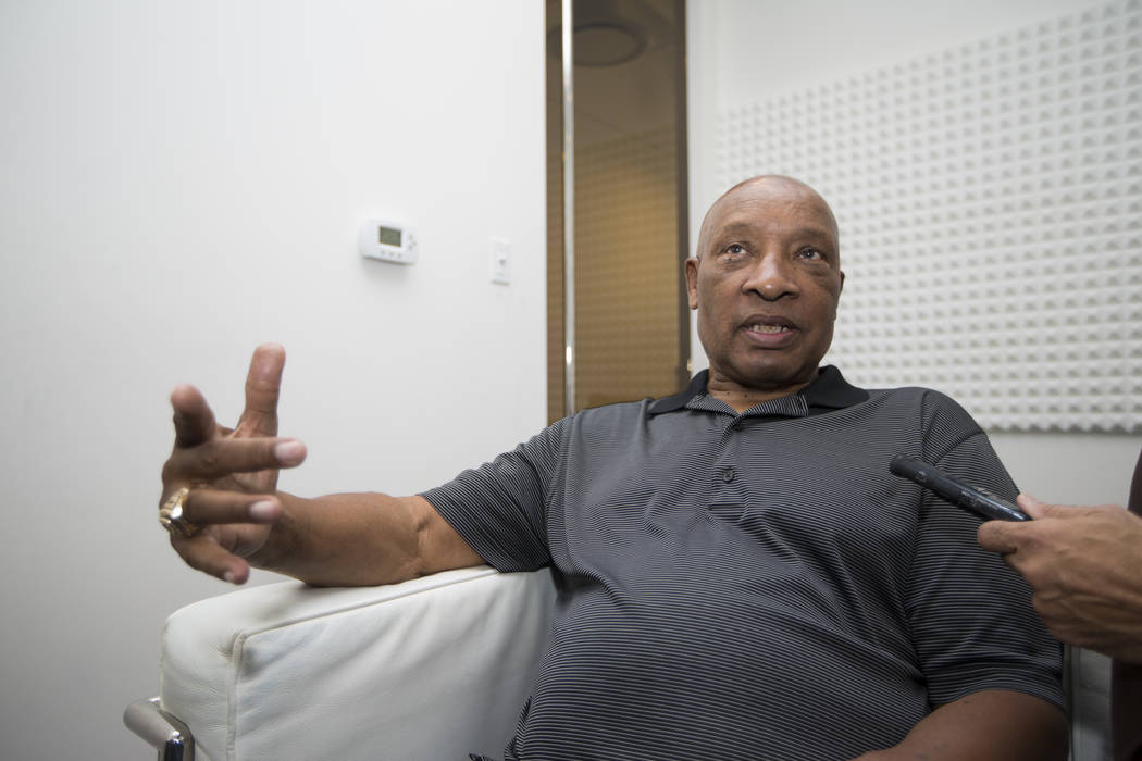 30 years later, Richard Steele recalls epic Hagler-Leonard fight ...