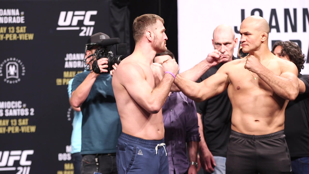 UFC 211 ceremonial weigh-in staredowns — VIDEO | MMA UFC | Sports