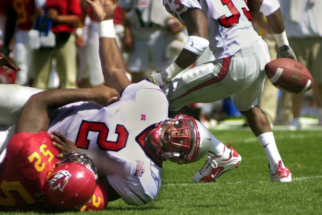 What if UNLV quarterback Jason Thomas hadn’t hurt his shoulder? | Las ...