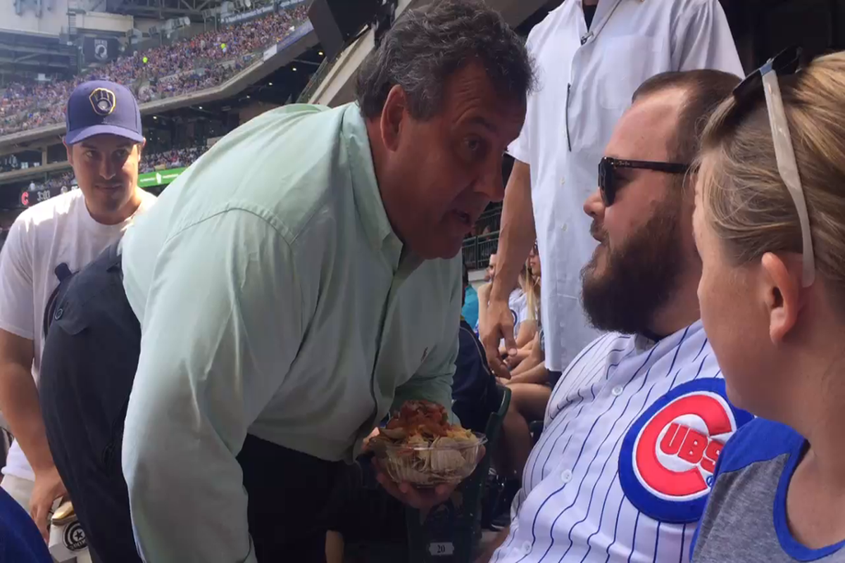Chris Christie gets into face of Cubs fan at Brewers game | Aviators ...