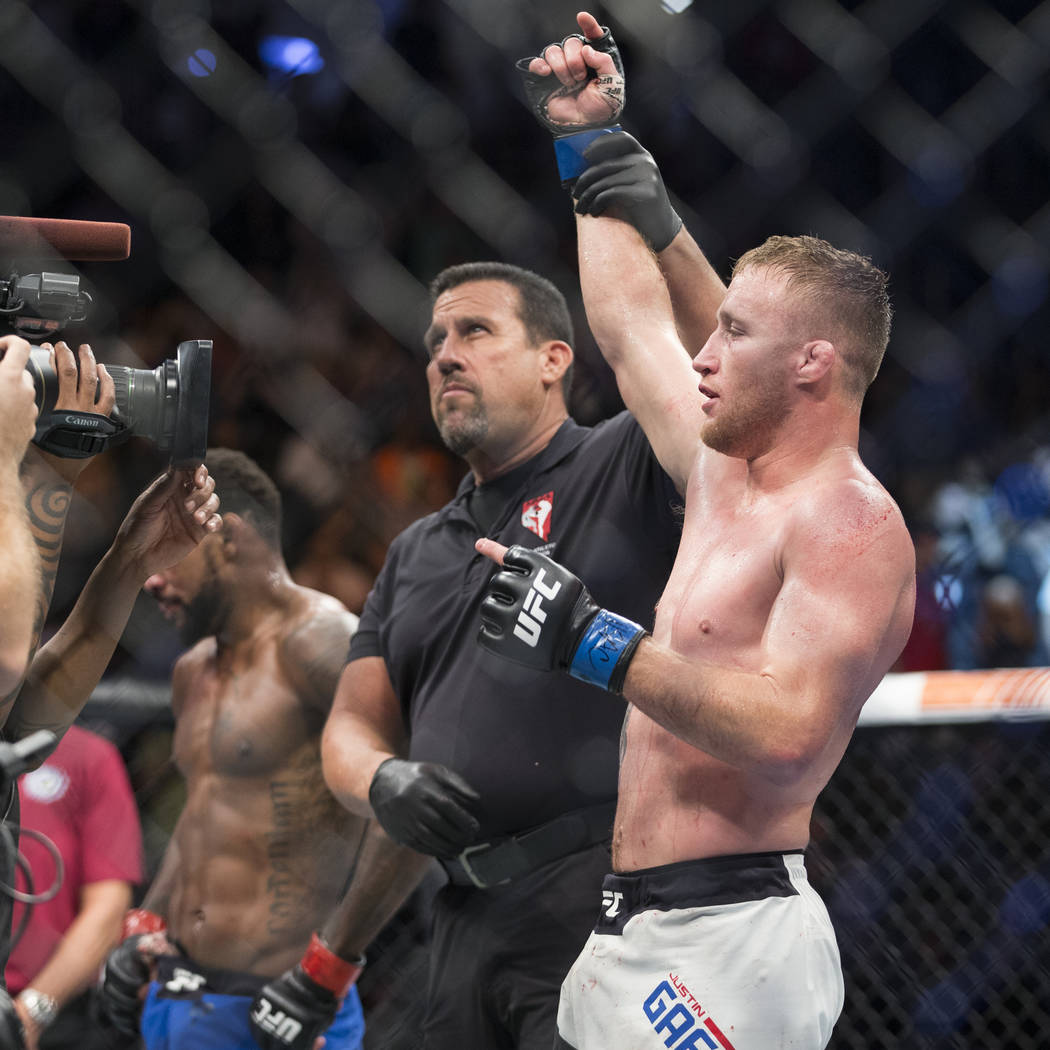 Justin Gaethje lives up to hype in UFC debut | Las Vegas Review-Journal