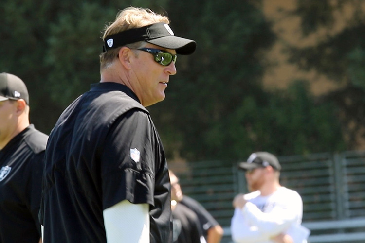 Raiders stand by LT Donald Penn as holdout continues | Raiders/NFL | Sports